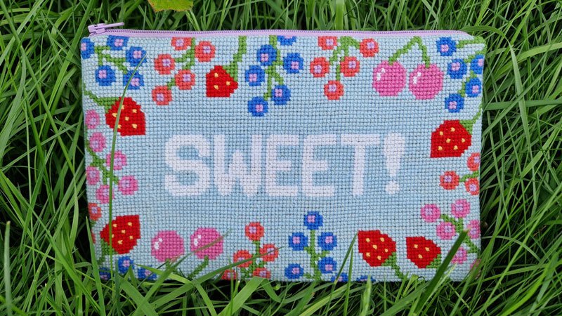 Sweet summer - stramjpung med broderi - Fru Zippes tasker - ingridmarie ...